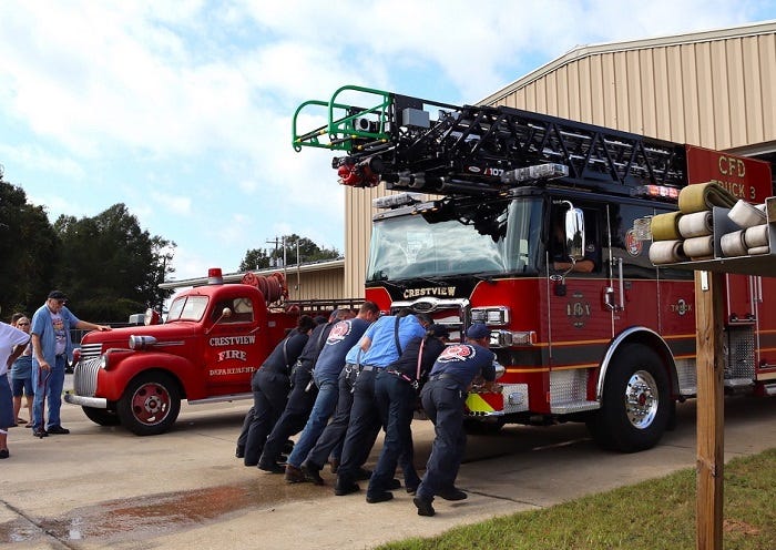 Old and new Crestview fire trucks come home | Crestview News Bulletin