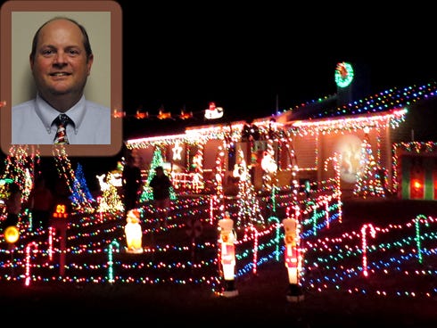 Crestview man spreads joy of Christmas with lights display | Crestview ...