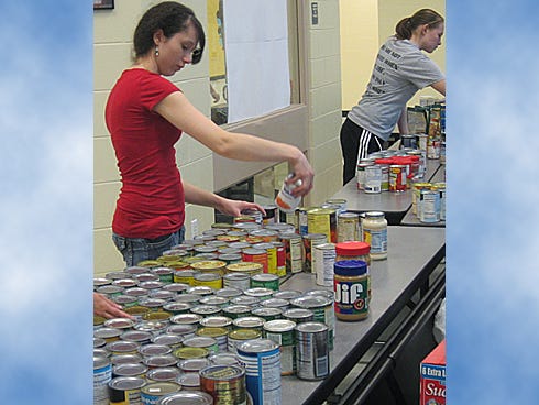 Crestview students donate to classmates in need | Crestview News Bulletin