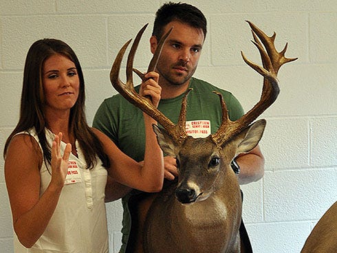 Speaker: Women becoming the new face of hunting | Crestview News Bulletin