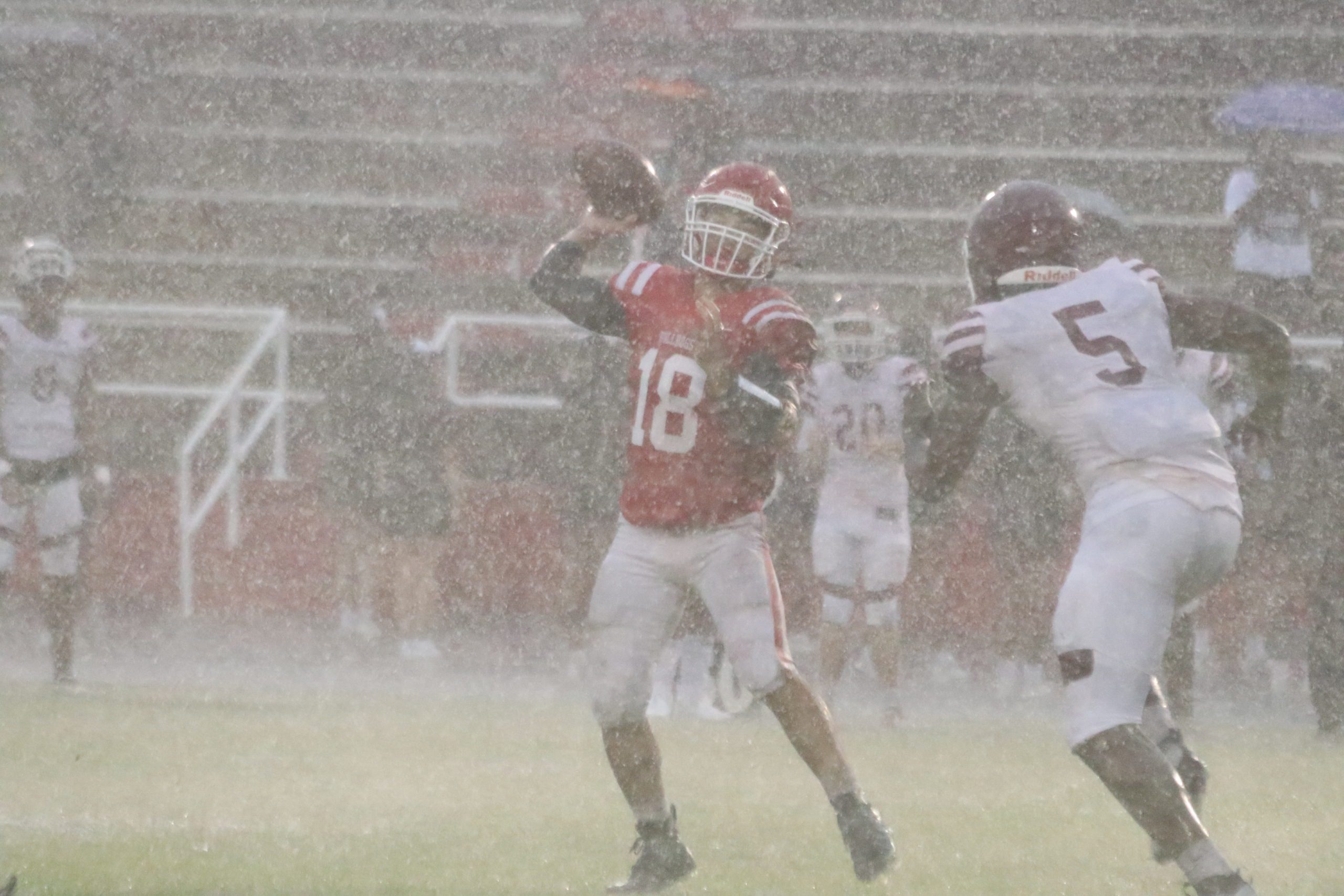 Rain dominates Crestview's spring football game | Crestview News Bulletin