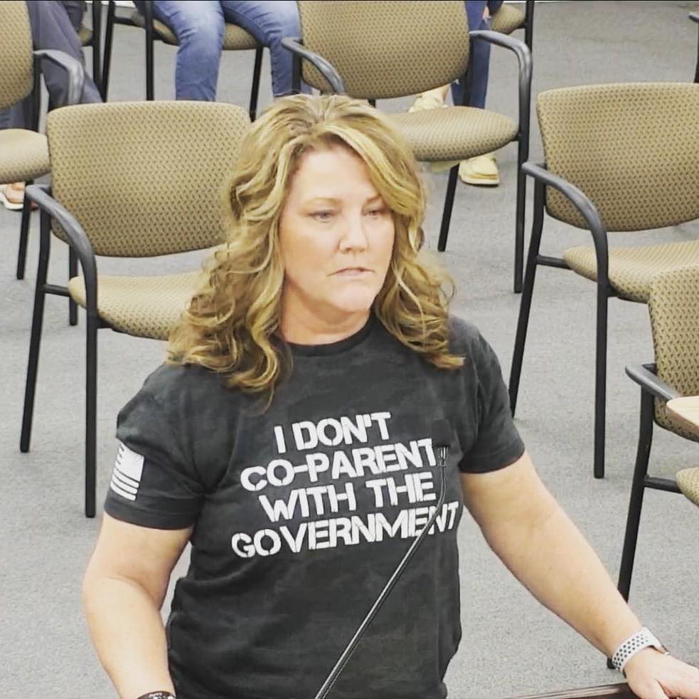 Niceville woman helps spearhead new ‘Moms for Liberty’ chapter ...