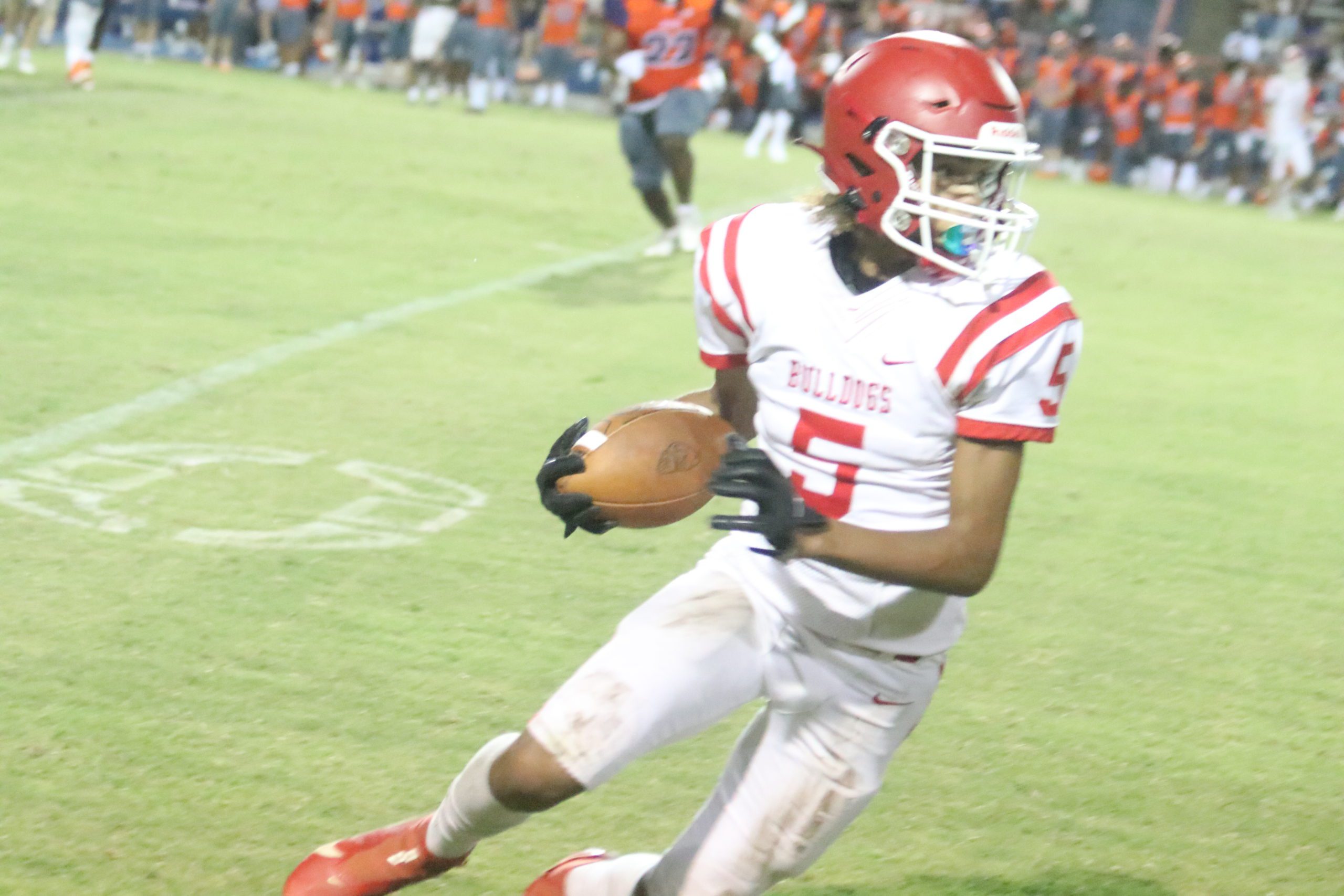 Young Bulldogs get taste of varsity football in Kickoff Classic ...