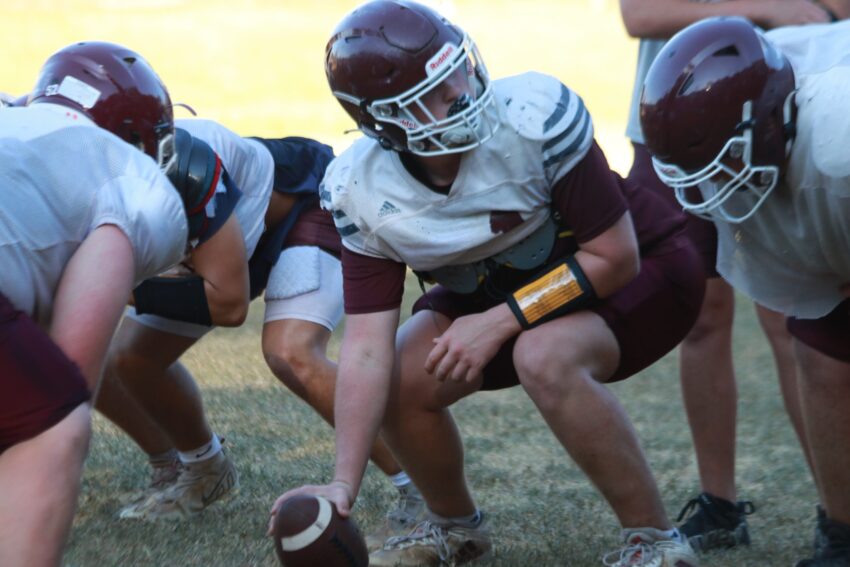 Hunter Allen anchors Baker’s offensive line | Crestview News Bulletin