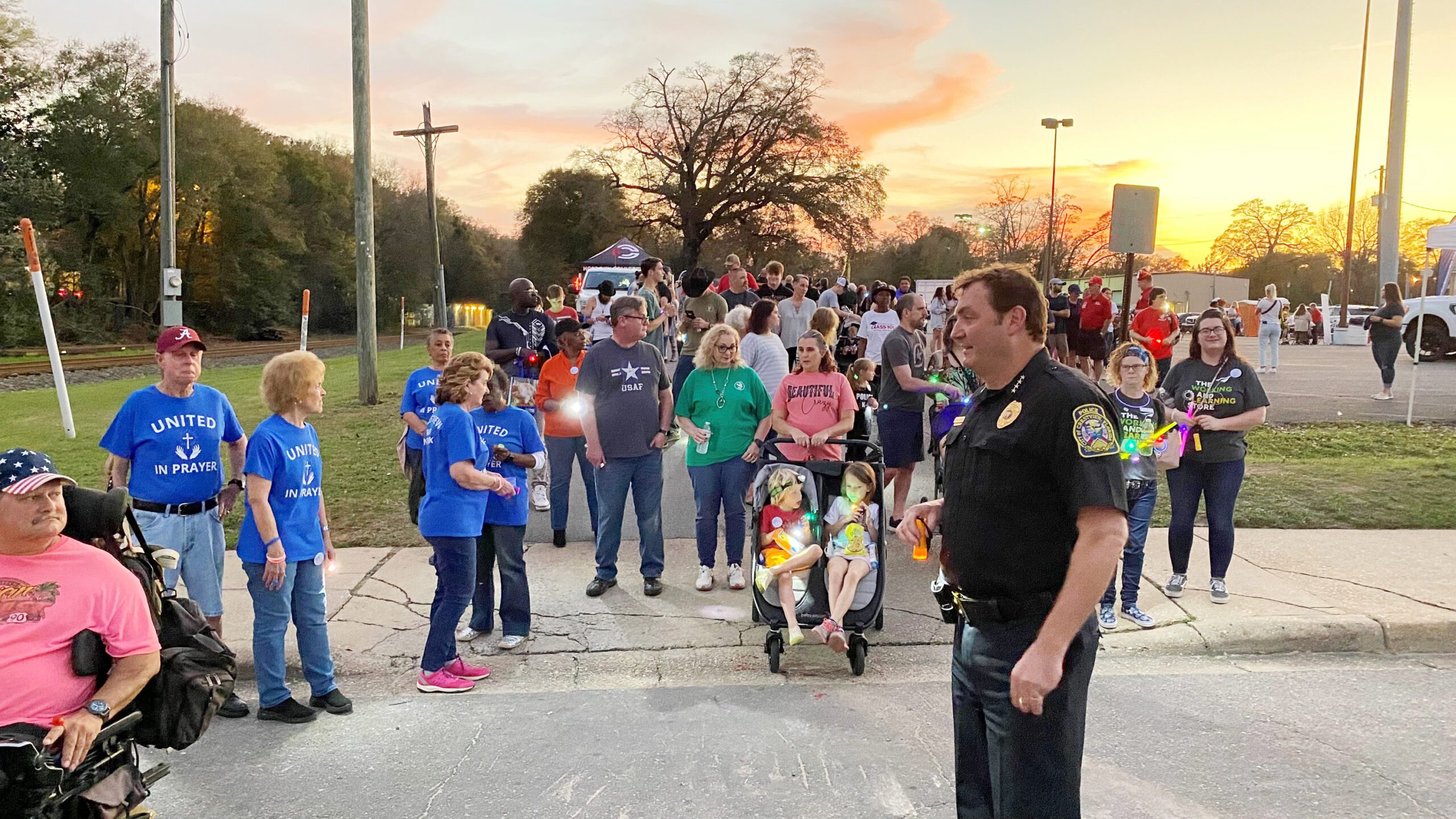 Evening stroll to promote unity against crime | Crestview News Bulletin