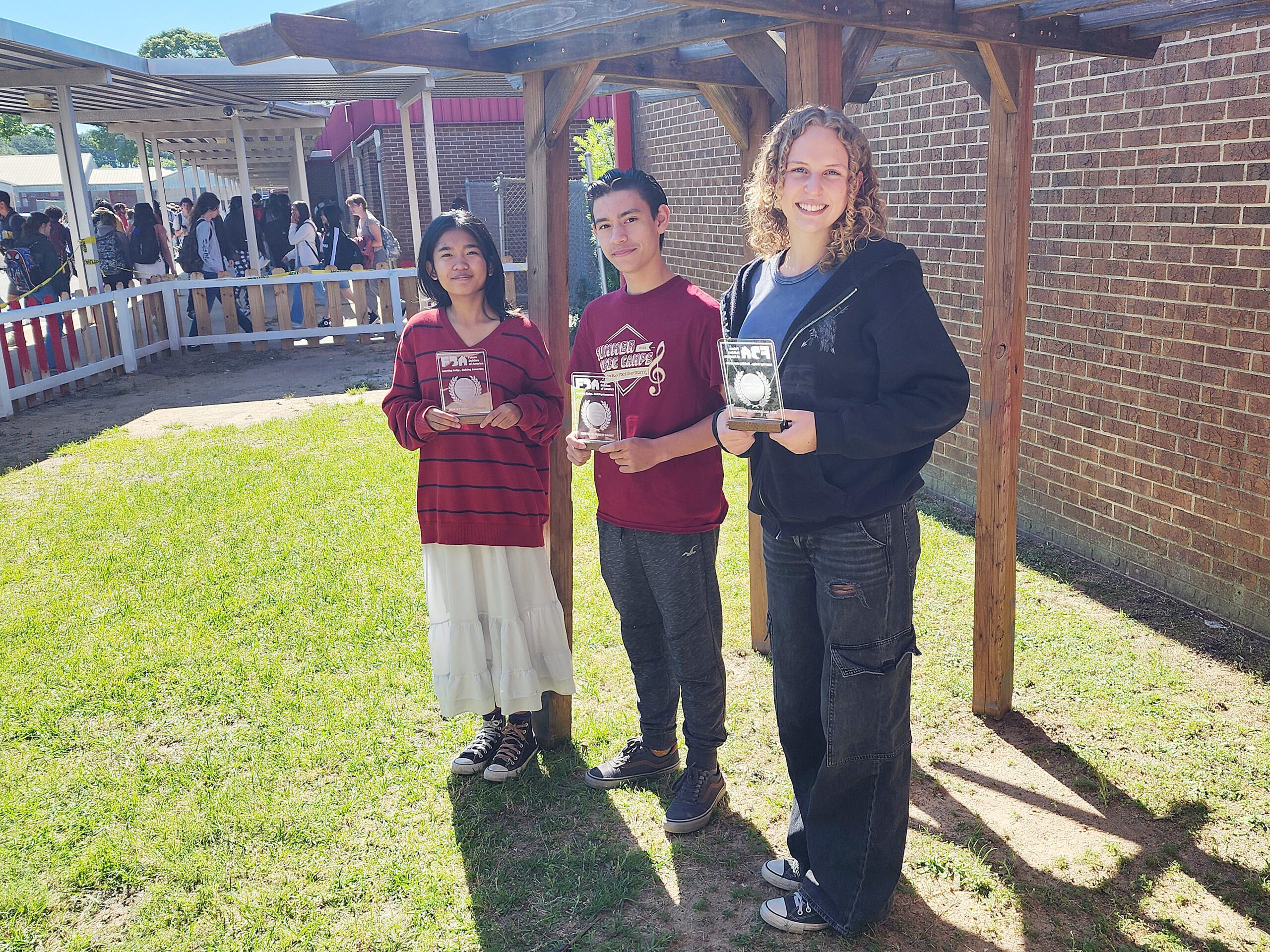 Building trades students reach the Summit | Crestview News Bulletin