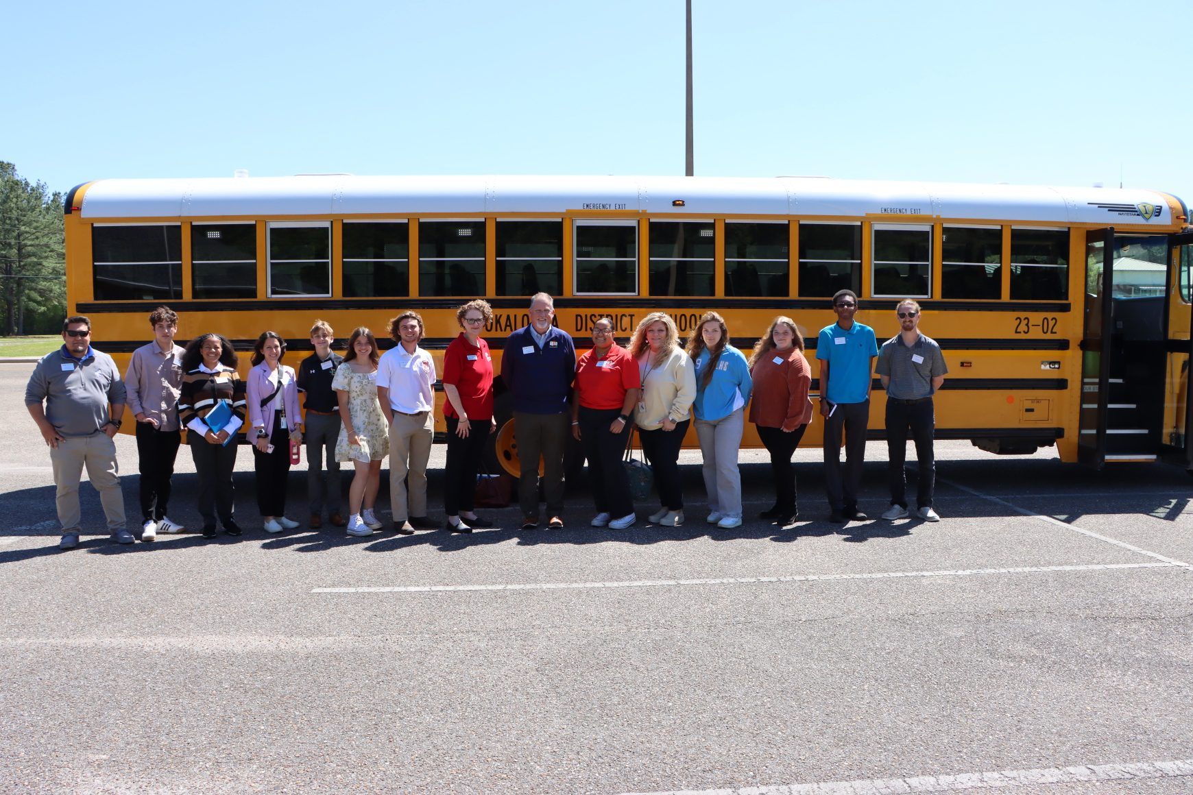 Students and teachers explore local businesses | Crestview News Bulletin