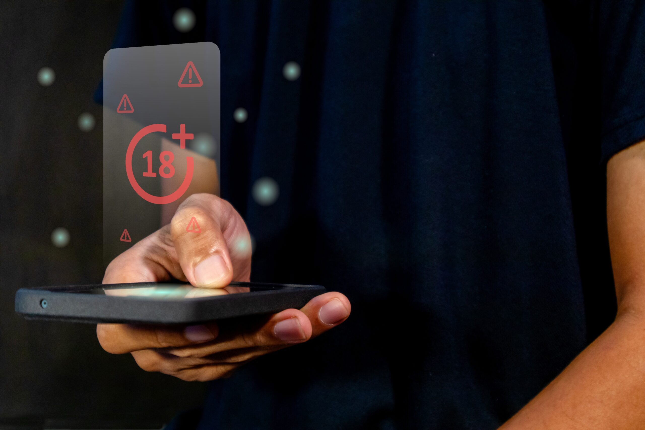 Judge blocks social media age law | Crestview News Bulletin