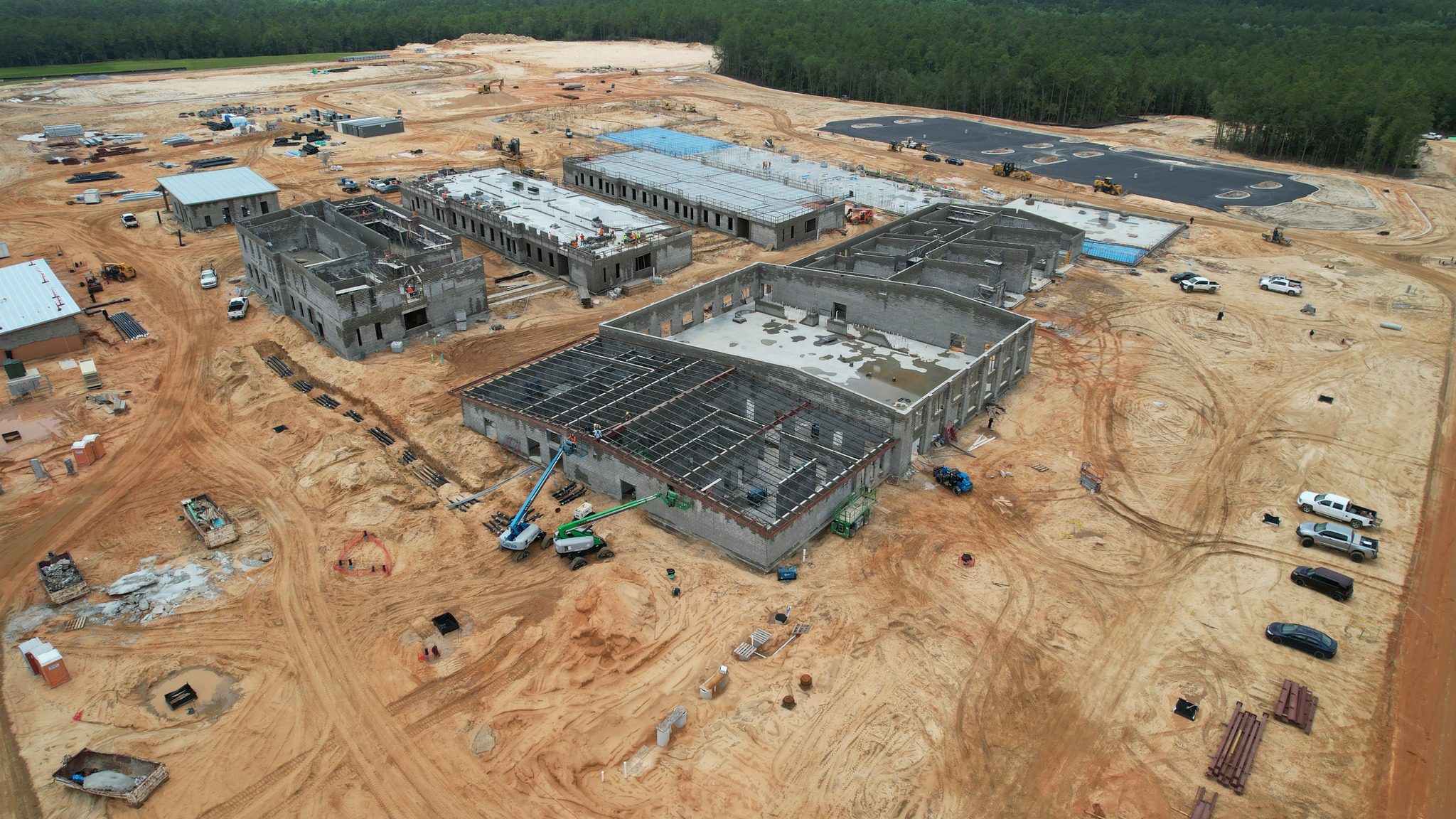 Pineview School continues taking shape | Crestview News Bulletin